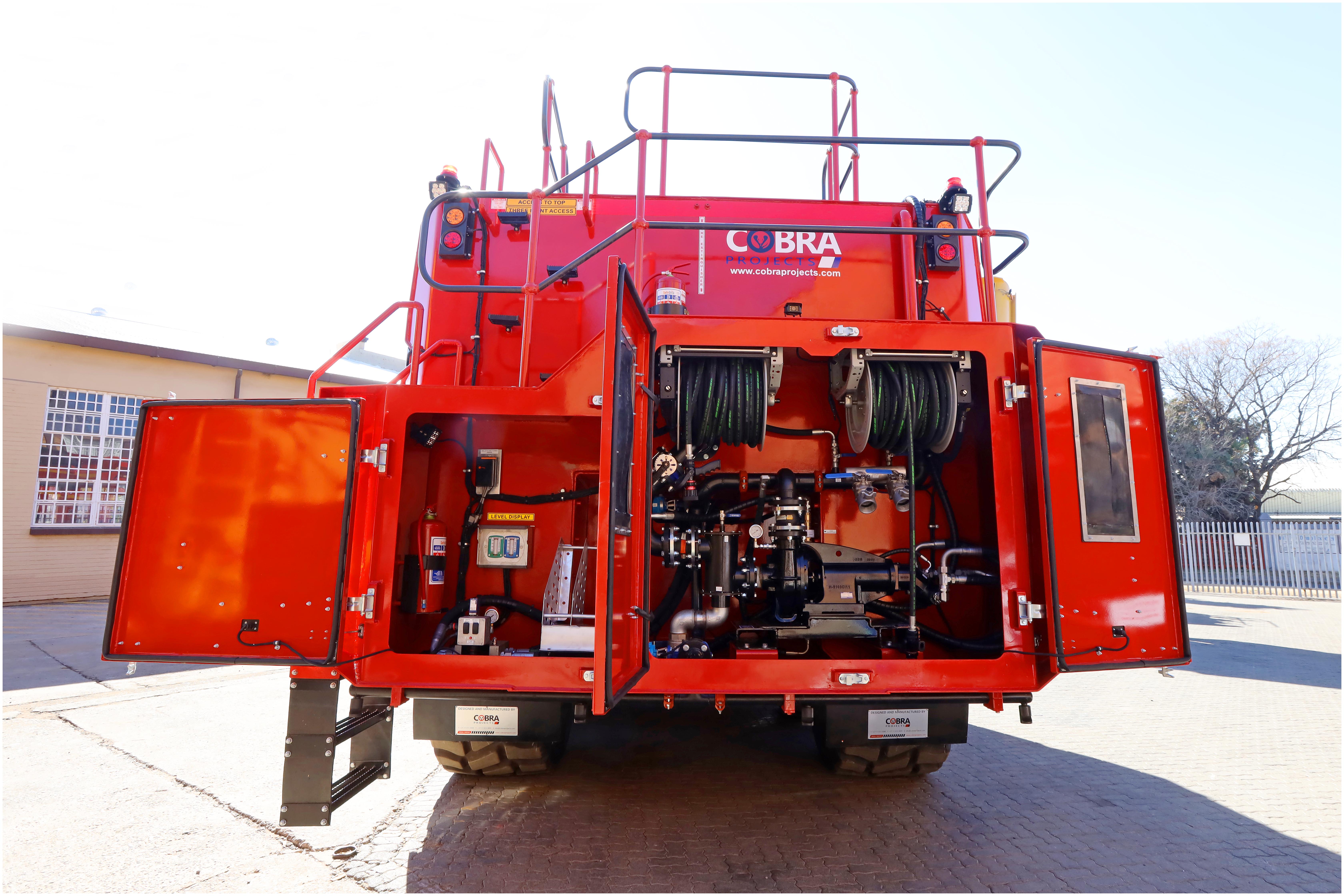 Cobra Off-Road Bush Fire Fighting Truck | CobraFire